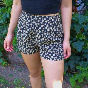 Vintage | Shorts | Vintage Floral Green Short Highwaist 9s Girly | Poshmark